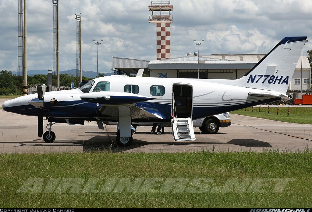 SNJR - "Aeroporto de São Jõao Del Rei" - MG: Piper Cheyenne II XL